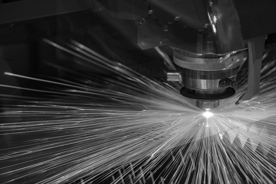 Laser power measurement for lithography equipment manufacturers