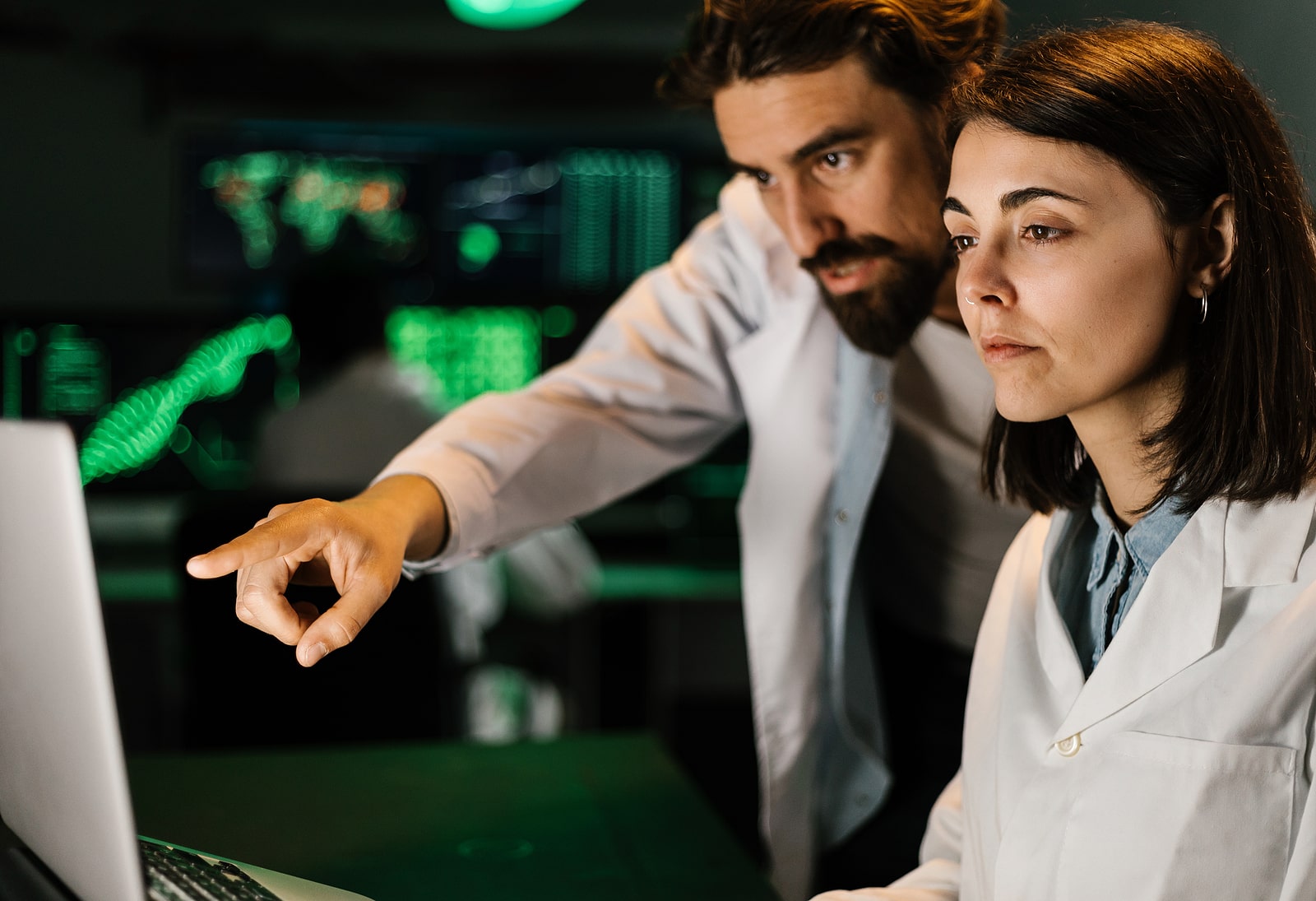 Measuring the energy of one of the most powerful lasers in the USA ...